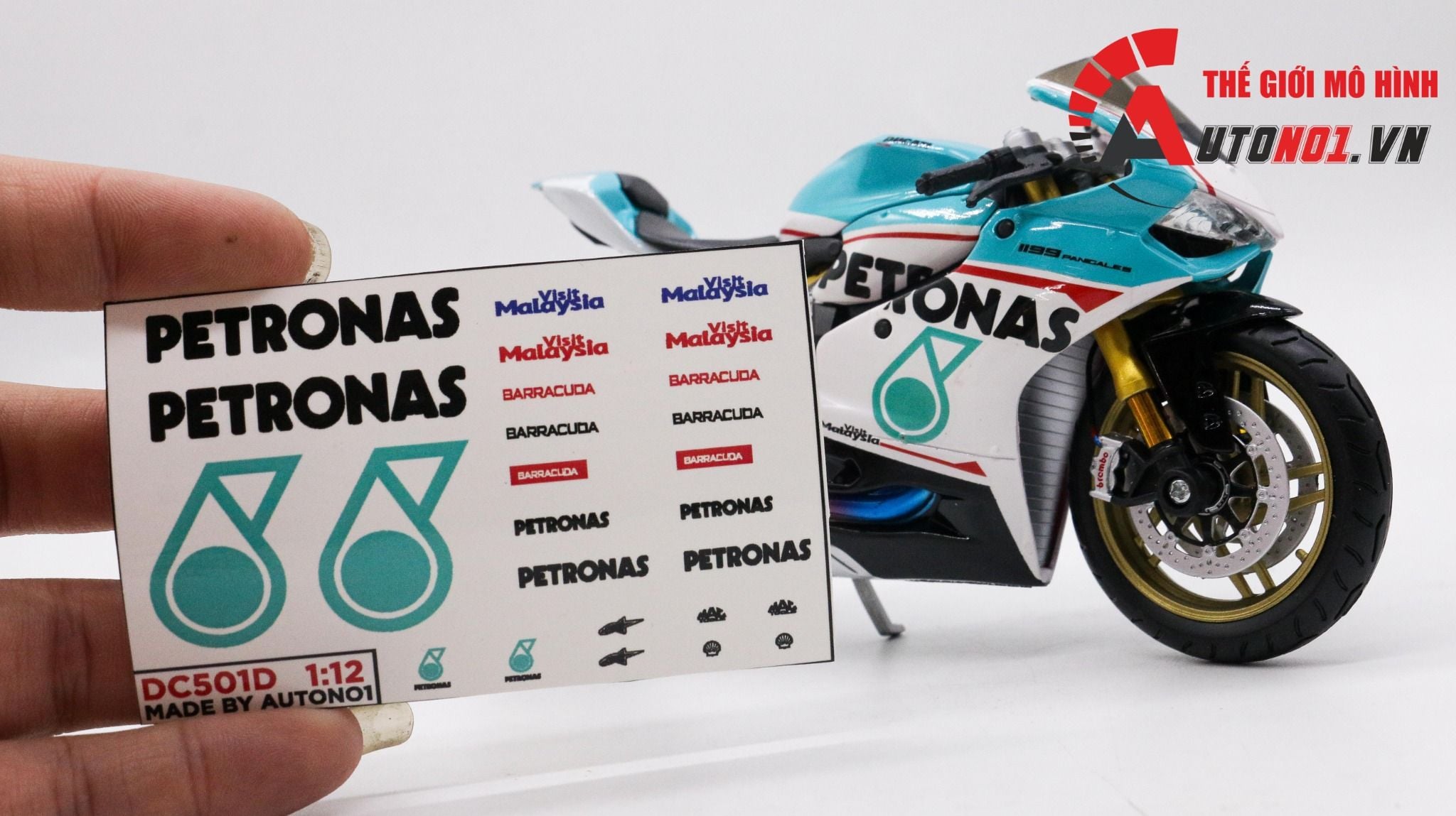 DECAL NƯỚC PETRONAS 1:12 AUTONO1 DC501D – Cửa Hàng Mô Hình Autono1.vn