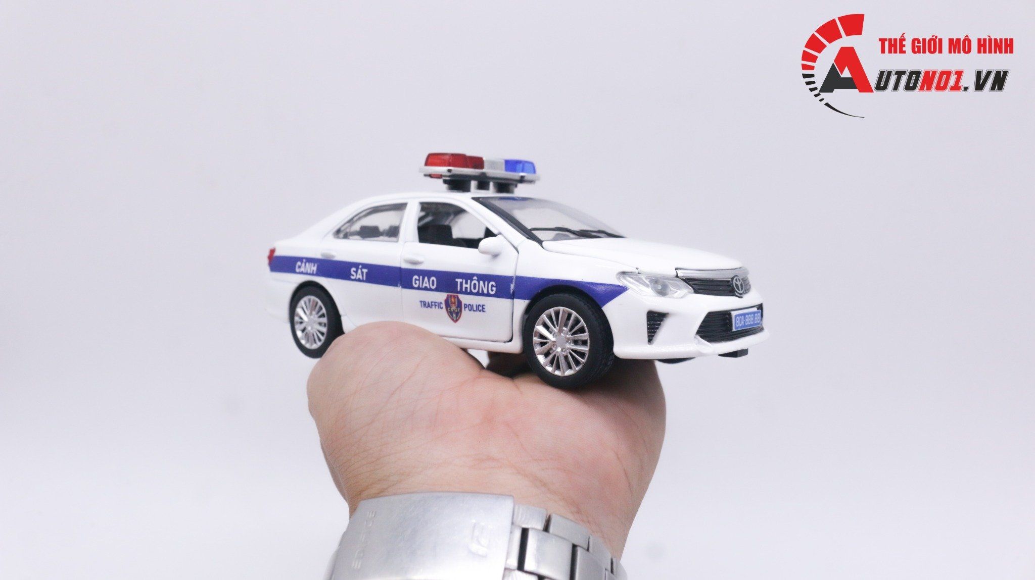 Mô hình xe ô tô Toyota Camry độ CSGT tỉ lệ 1:32 MiniAuto Autono1 OT175 ...