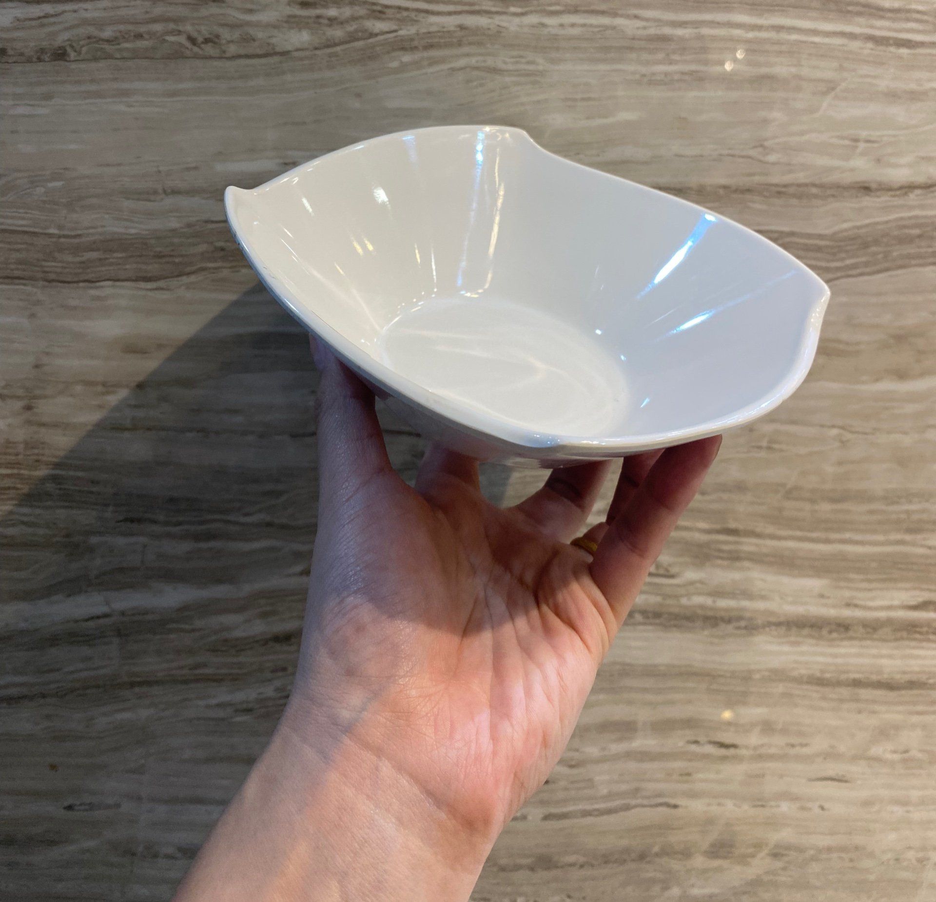 Bát vuông cách điệu Melamine Remico màu trắng