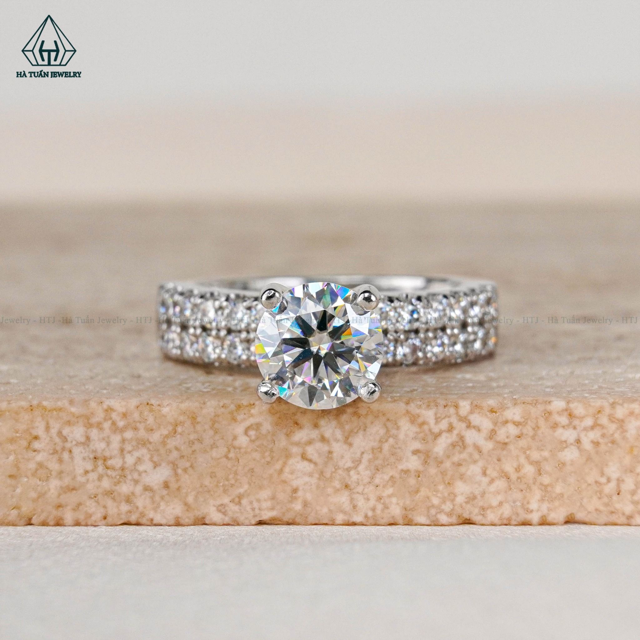 Nhẫn nữ xi RX245 FULL MOIS 7mm