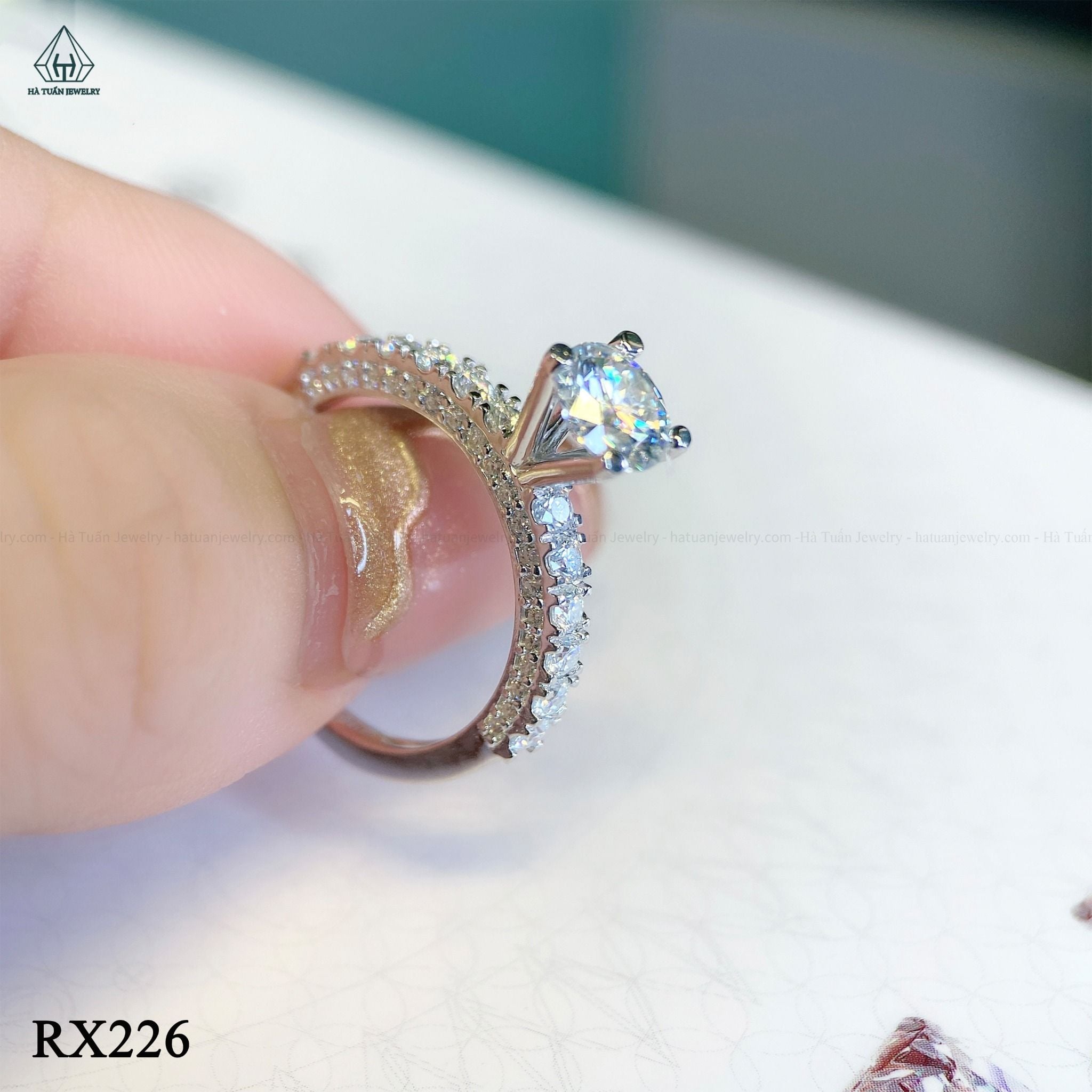 Nhẫn Bạc nữ xi kim Full Moissanite 6mm RX226 – Hà Tuấn Jewelry