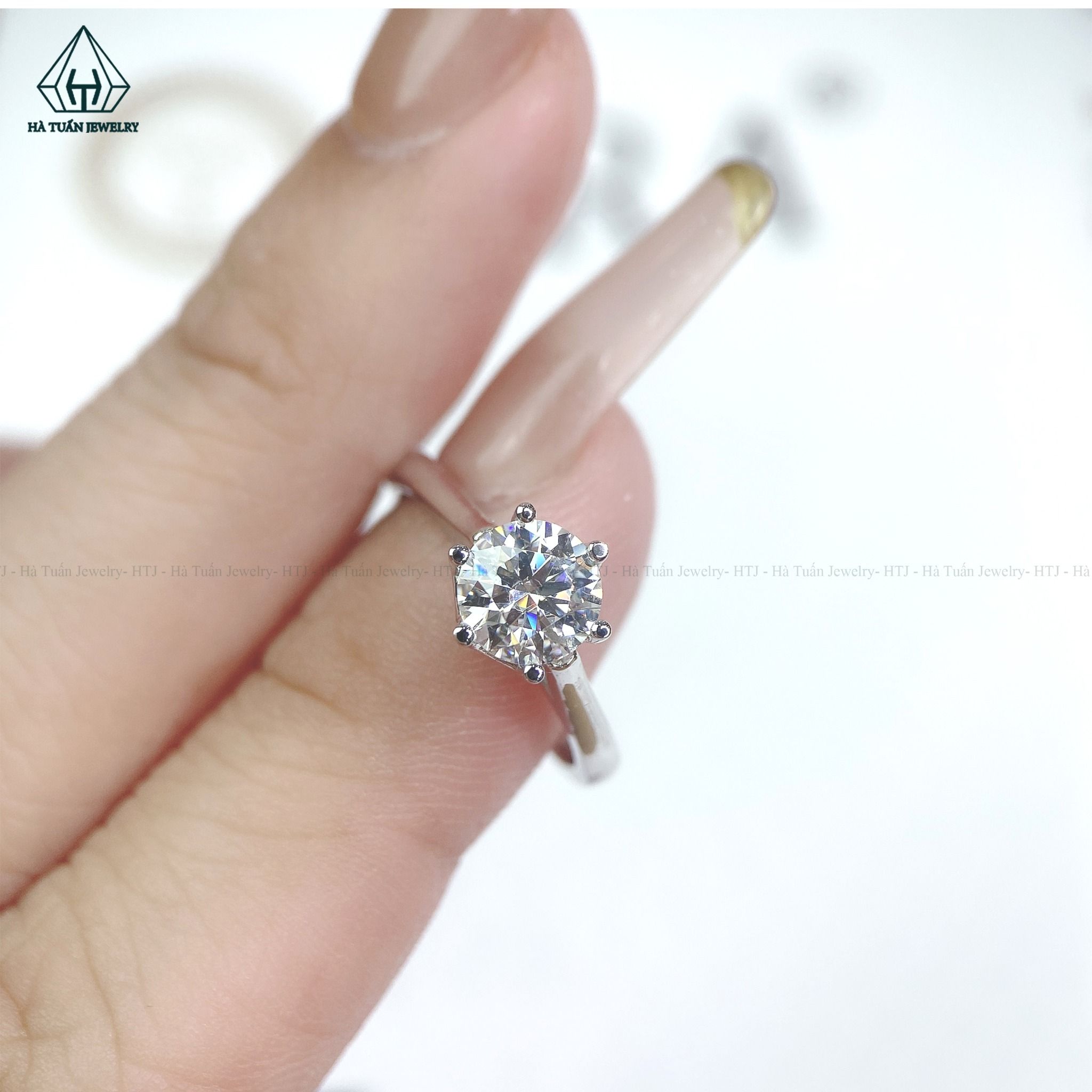 Nhẫn nữ vàng RG070 VT14K 6.3mm – Hà Tuấn Jewelry