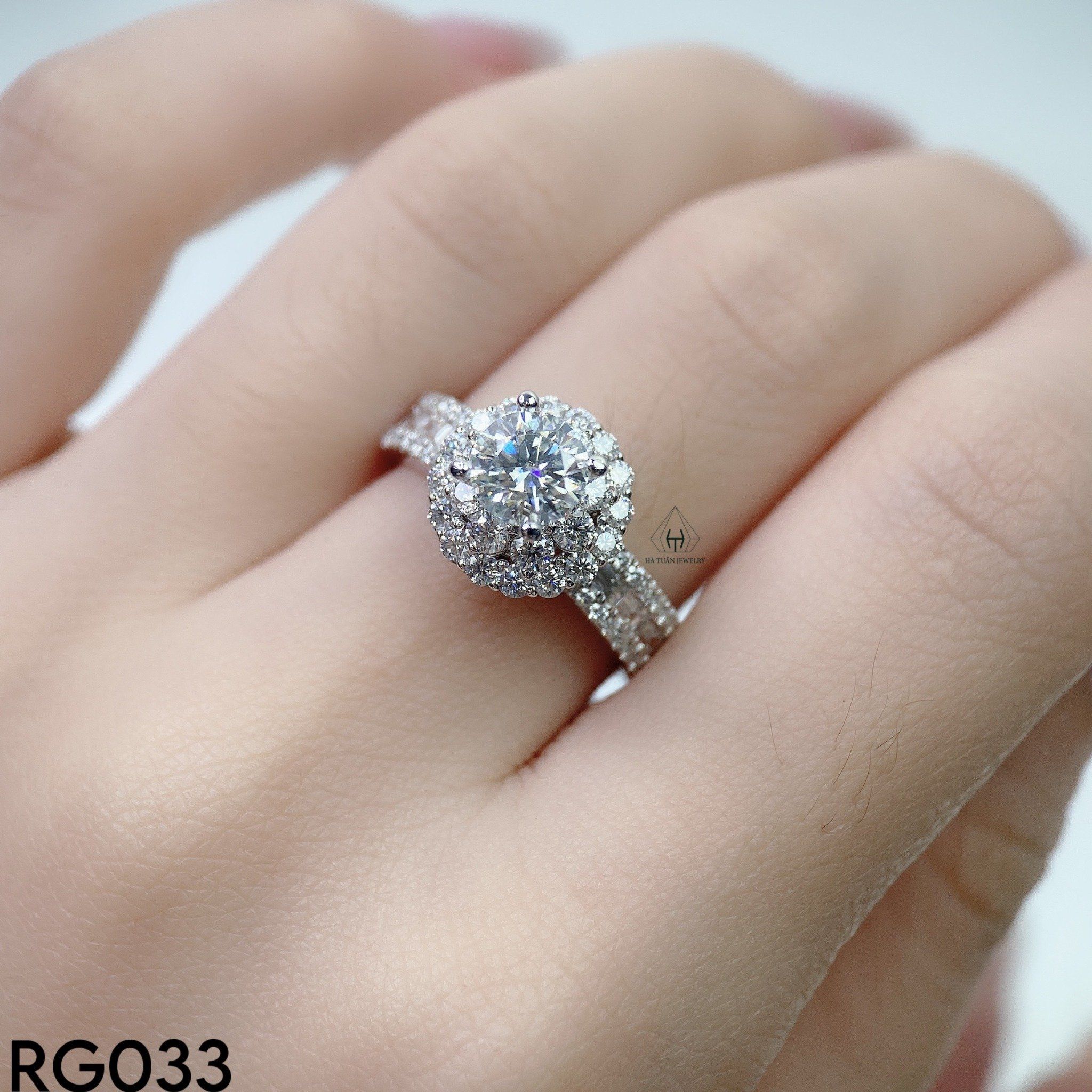 Nhẫn nữ vàng RG033 – Hà Tuấn Jewelry