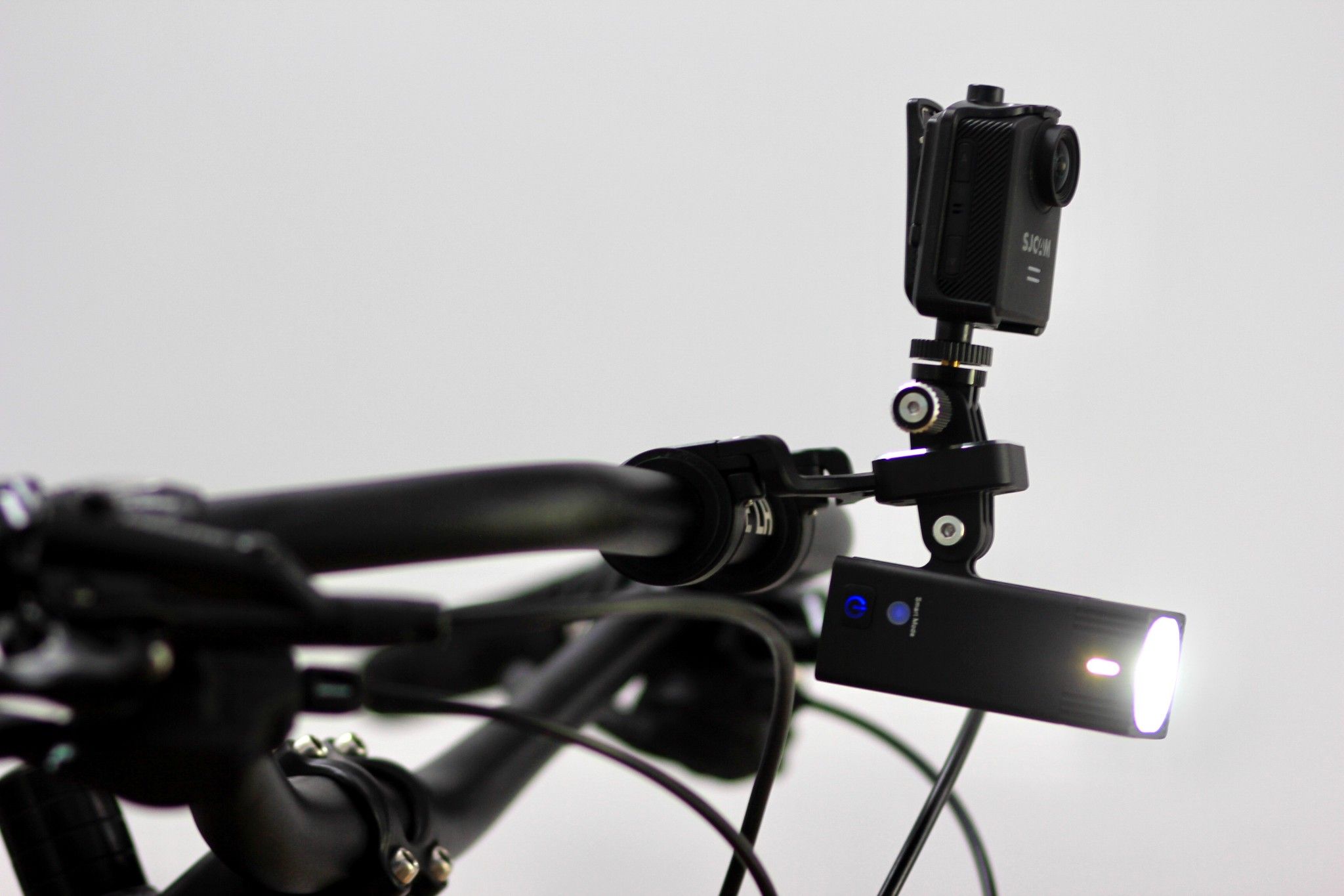 Đèn xe đạp Gaciron V7D-1600 – R-bike Shop