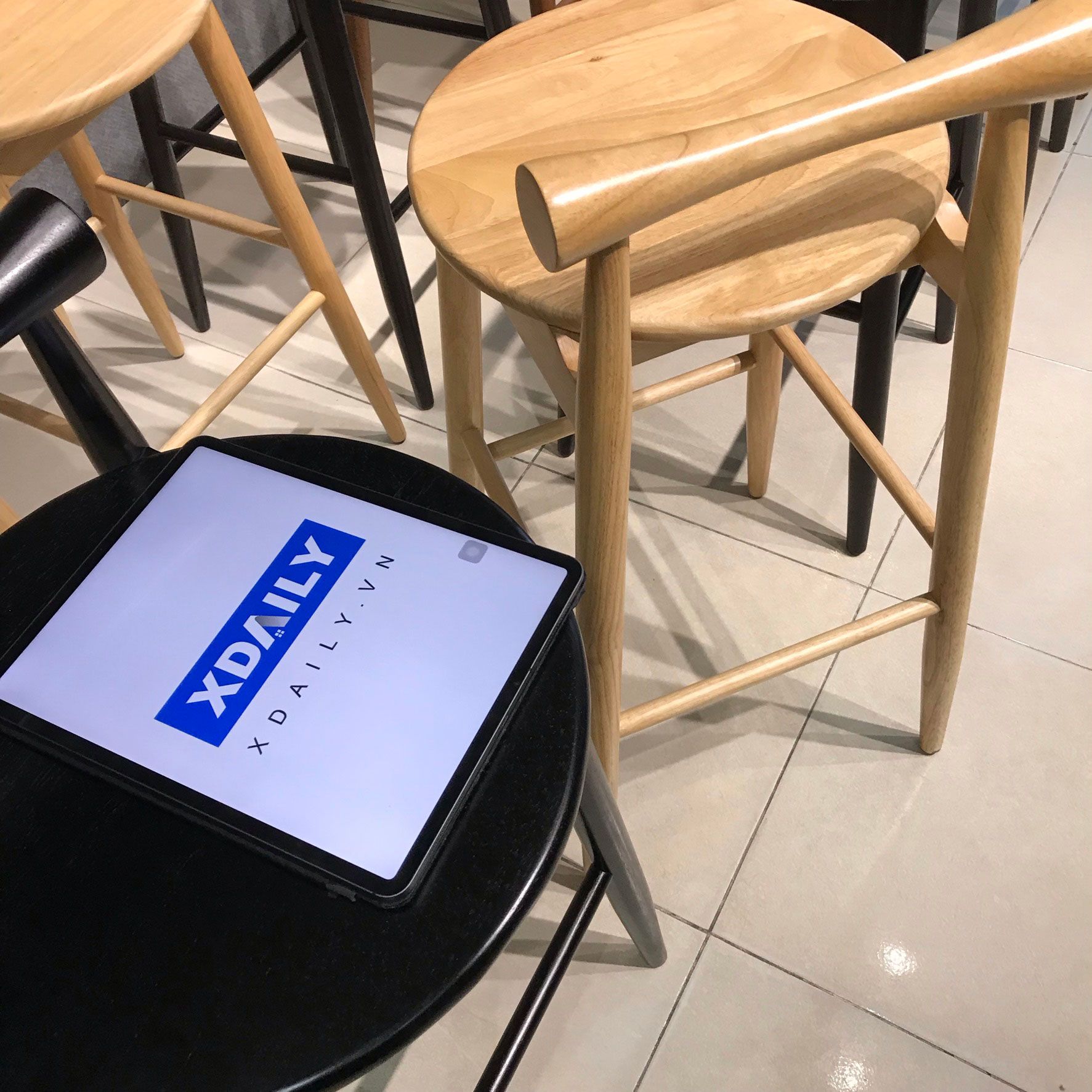 Ghế bar HIT - XDAILY