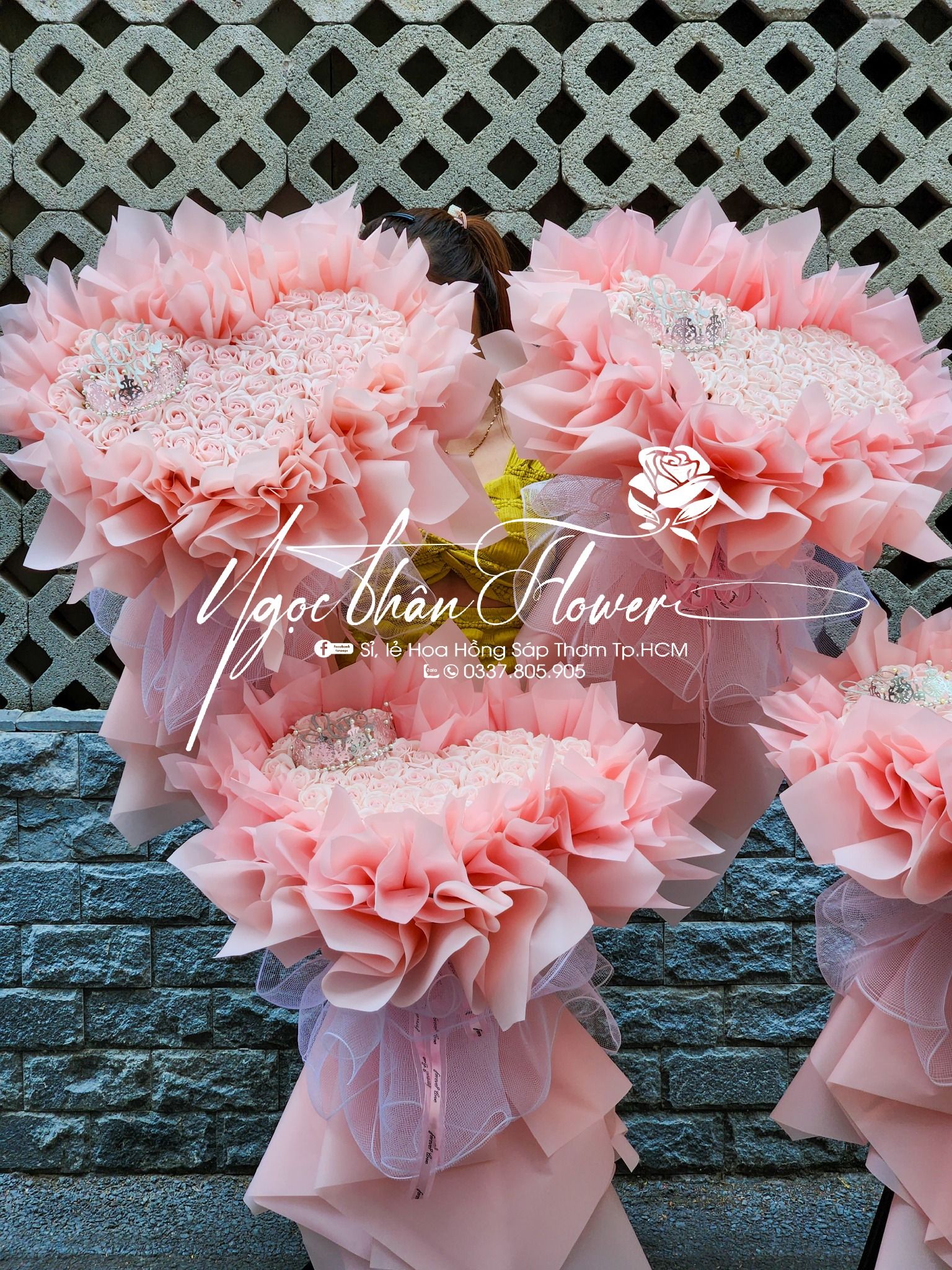 HOA HỒNG SÁP – NGỌC THÂN Gift & Flower