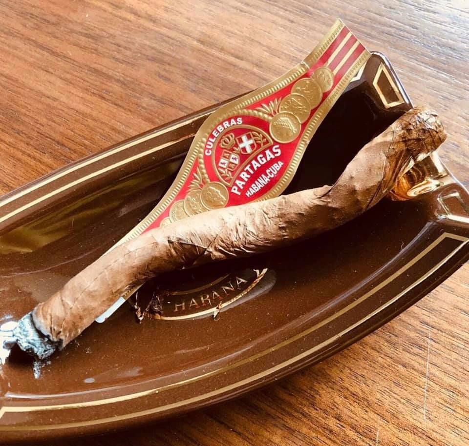 Partagas Culebras LCDH (Giá: Liên hệ) – Cigar Corner