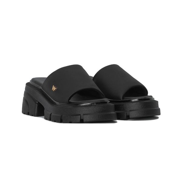 QUEEN WOLF COLLECTION – THEWOLF