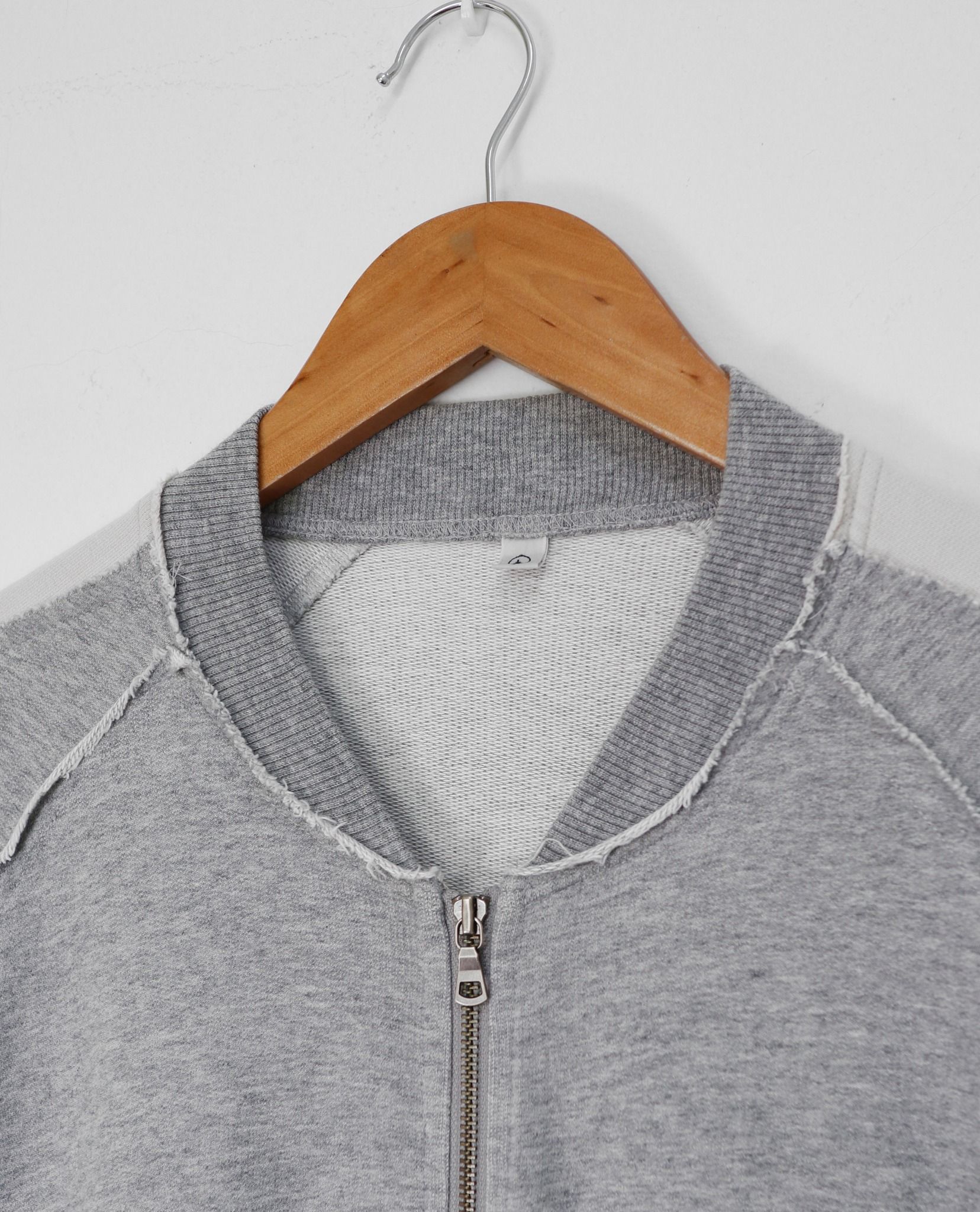 06.22.22 - VTG TERRY BASEBALL JACKET - UNIQLO – Breakdalaww - Vintage ...