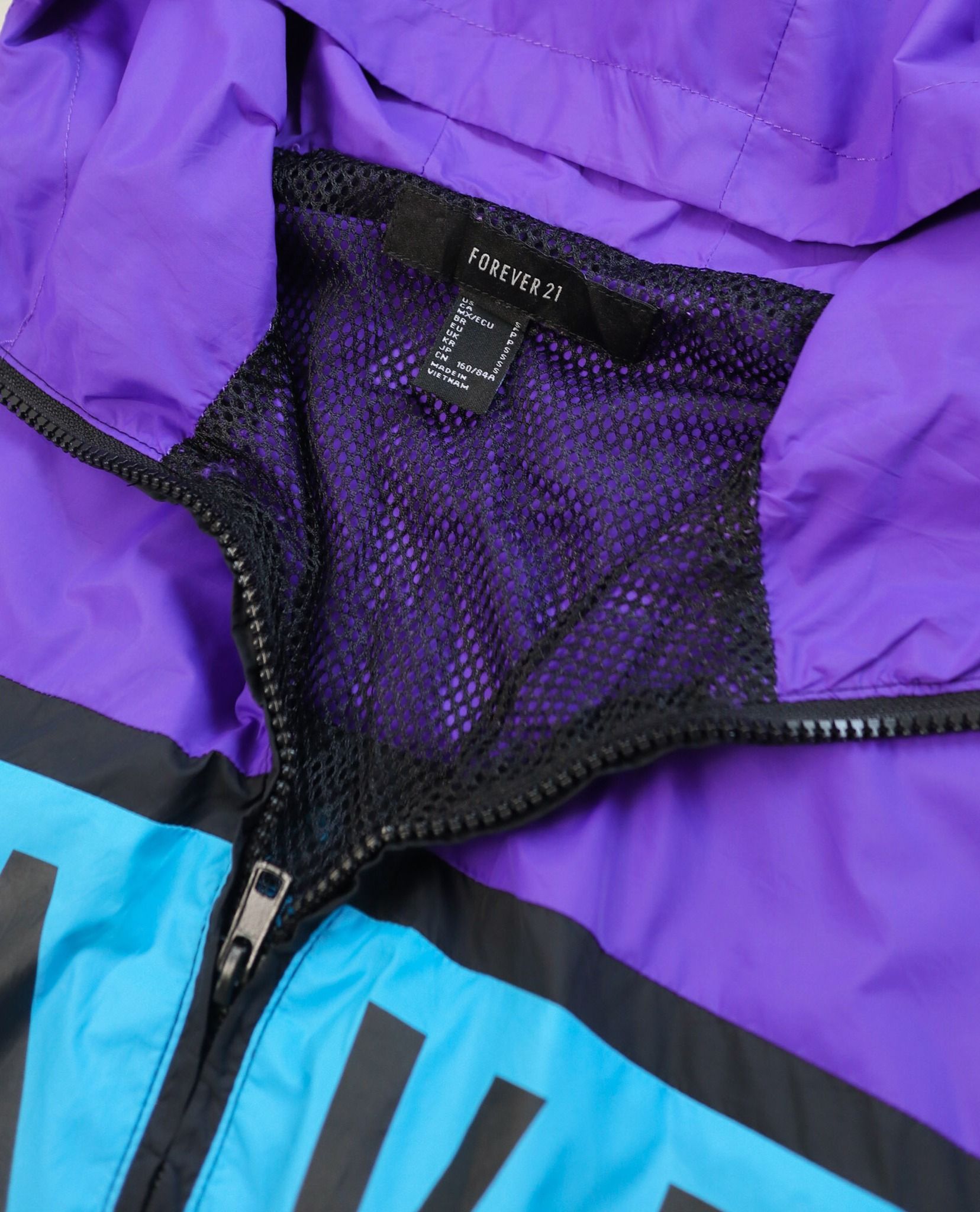 07.13.22 - VTG CROP WINDBREAKER JACKET - FOREVER 21 – Breakdalaww ...