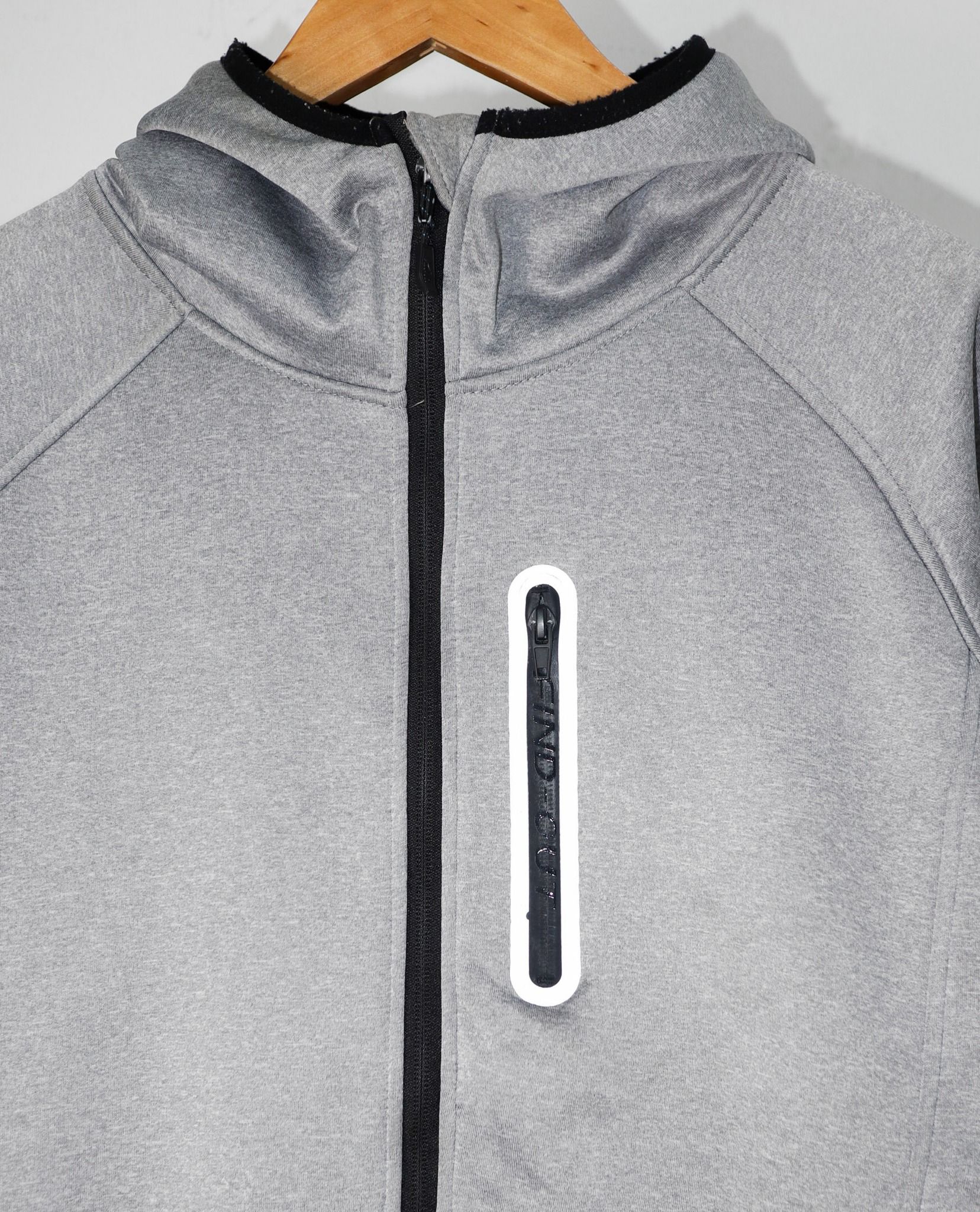 08.21.22 - VTG ZIP UP HOODIE - FIND-OUT – Breakdalaww - Vintage Streetwear