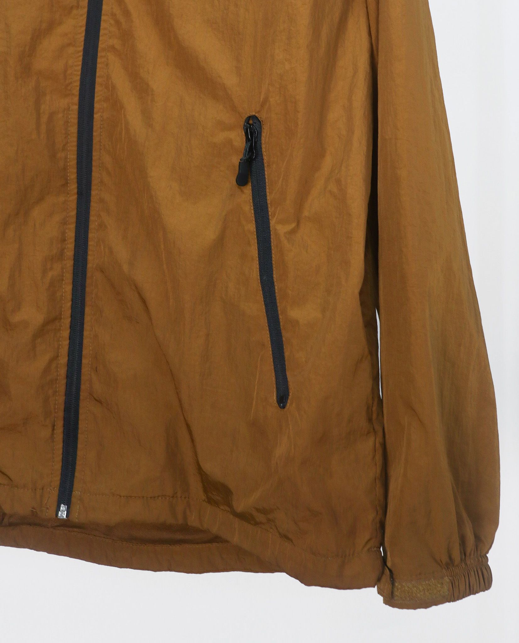 03.23.23 - VTG NYLON WINDBREAKER JACKET - LOGO DAYS – Breakdalaww ...