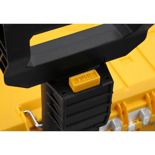 Thùng giữ nhiệt Dewalt DWST83281-1 - CÔNG TY TNHH THIẾT BỊ KỸ THUẬT SÔNG LA