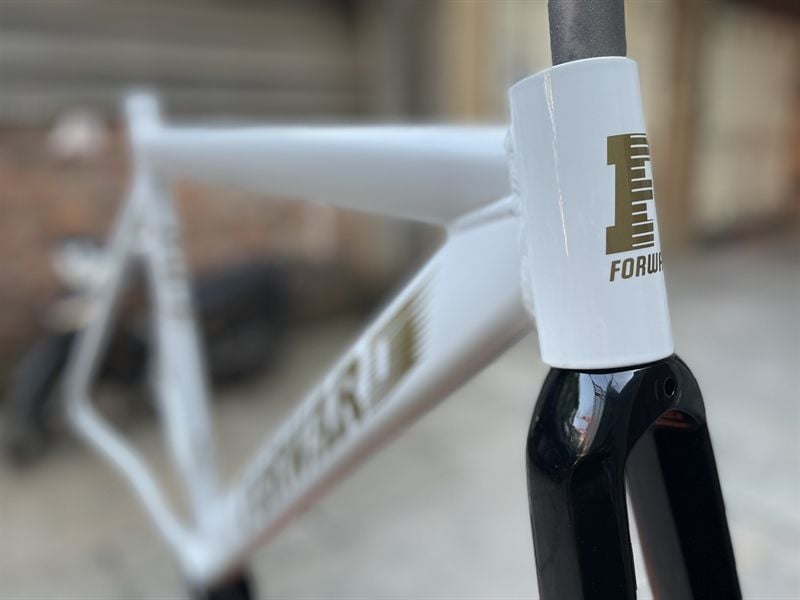 Khung Fixed gear Forward kèm càng carbon model 2021 – Hanoibike shop