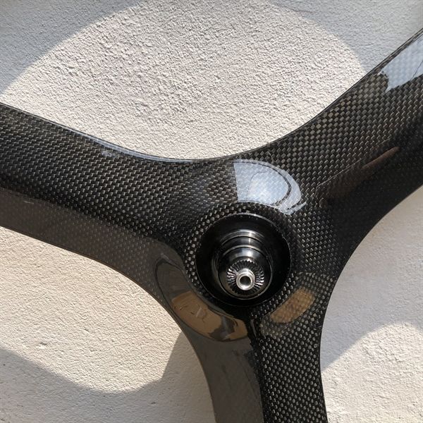 Vành carbon 3 đao HED vân carbon trước – Hanoibike shop