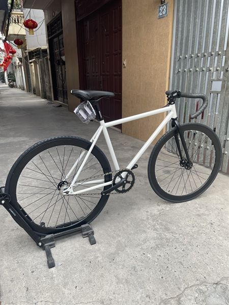 Xe Fixed Gear cấu hình cơ bản xích KMC – Hanoibike shop