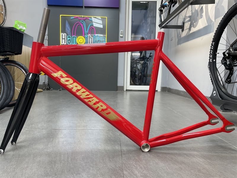 Khung Fixed gear Forward kèm càng carbon model 2021 – Hanoibike shop
