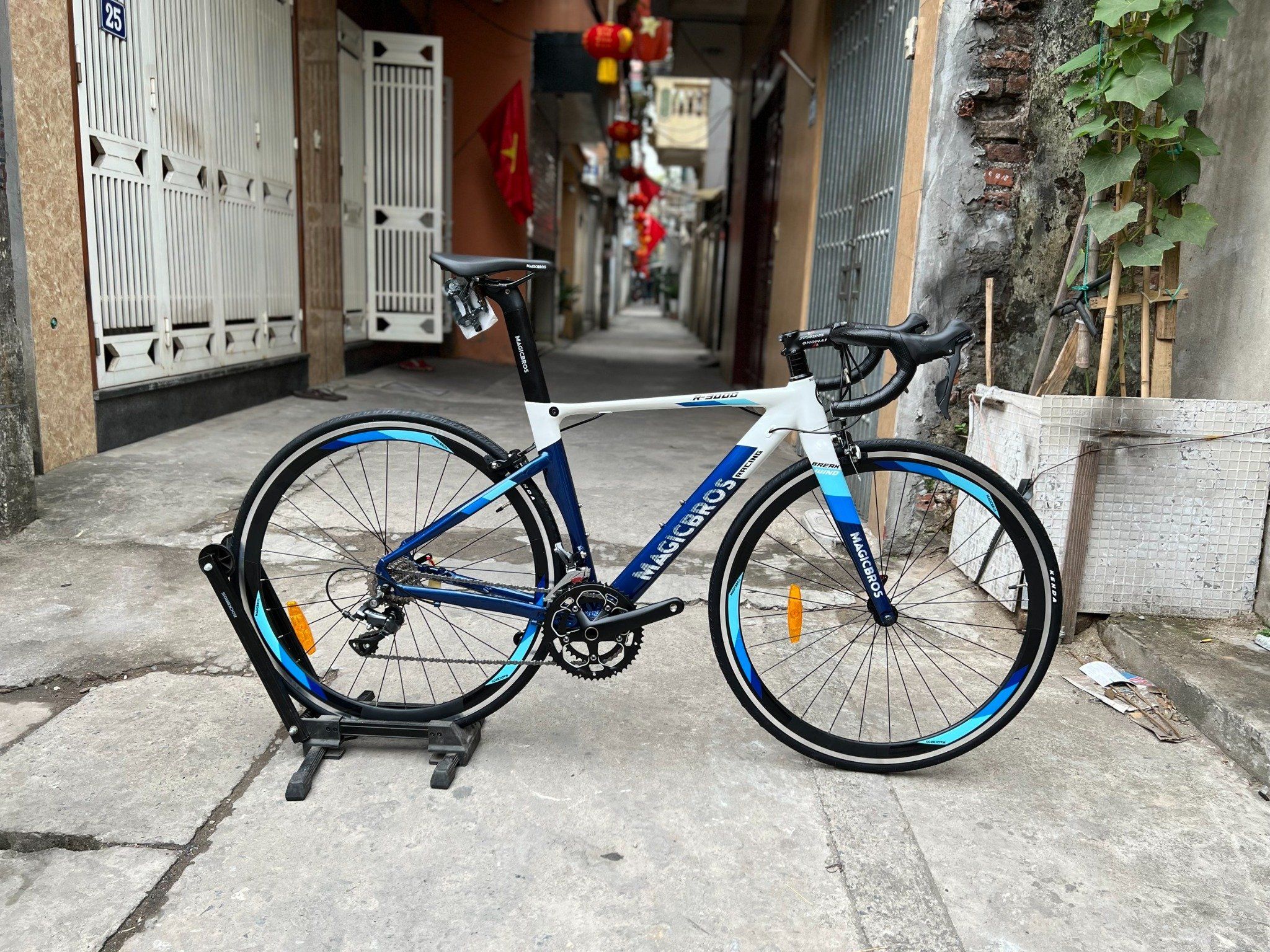 Xe road MagicBros Racing R3000 – Hanoibike shop