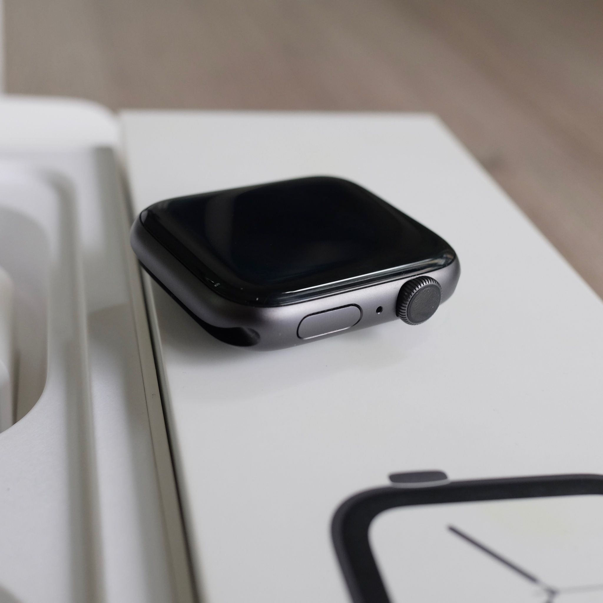 [Fullbox] Apple Watch Series 4 - 44mm – Jinstore