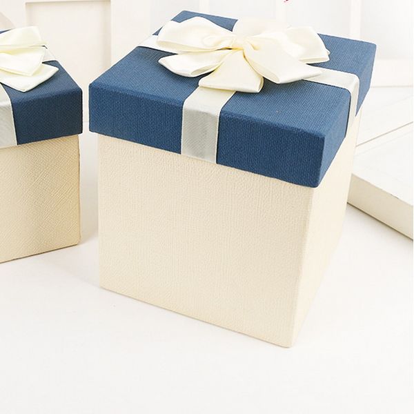 Mẫu hộp quà – Túi & Hộp Qùa Tặng + In Card Tem Nhãn Lấy Ngay