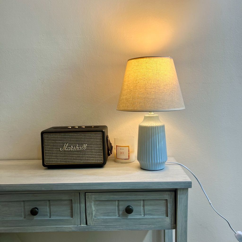 Đèn bàn thân gốm xanh chao vải DBG020 H40*25 E27 VLDBGM-030