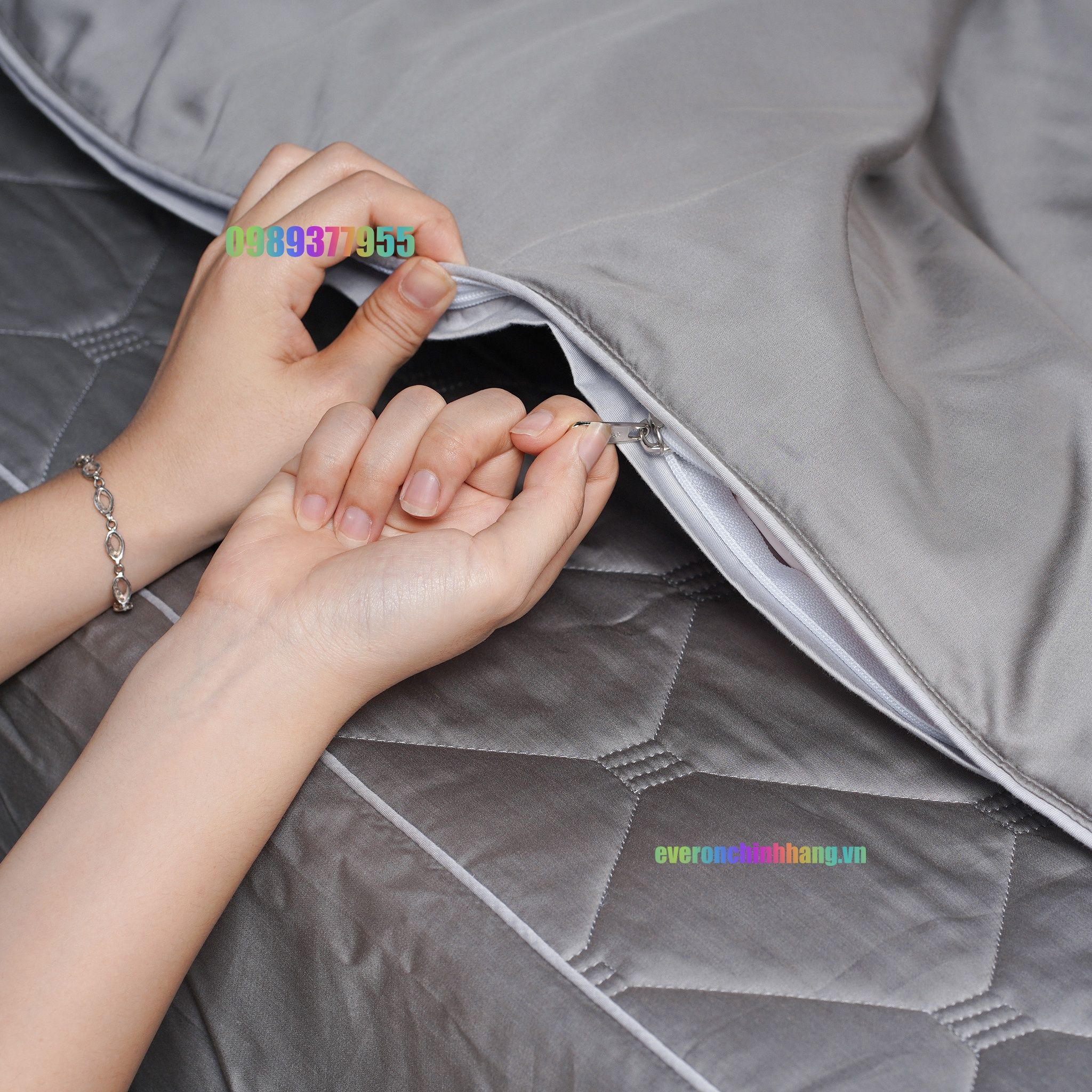 Chăn bốn mùa Everon 2023 mã OL2302 mang tên Gris – Tổng Đại Lý Everon ...