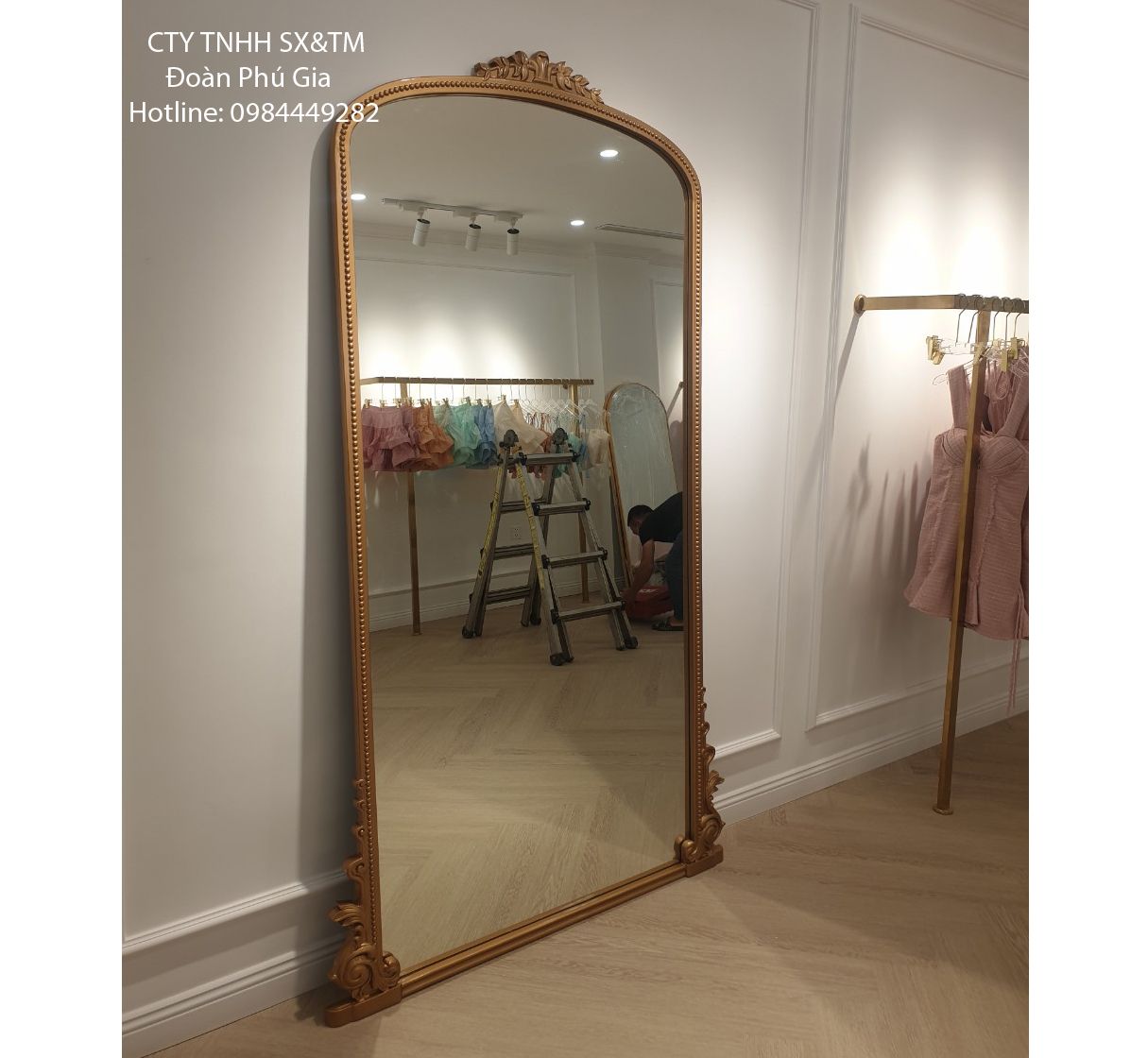 Classic standing mirror – Công Ty TNHH SX&TM ĐOÀN PHÚ GIA