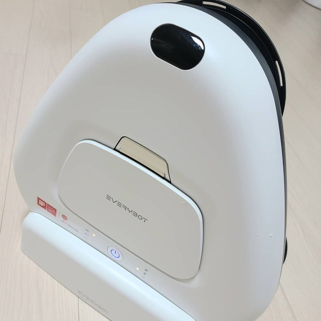 ROBOT LAU NHÀ EVERYBOT THREE SPIN TS300 – LMART