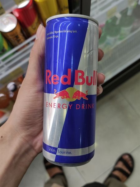 Nước tăng lực Red Bull Lon Cao 250ml - Moonmilk – MOONMILK - PREMIUM ...