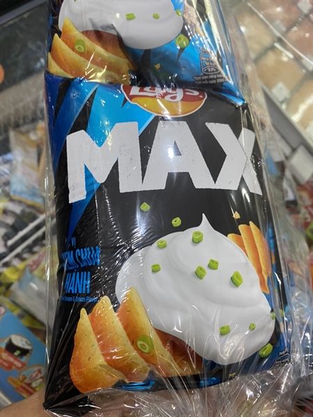 Sour Cream Onion Flavor Potato Lay's Max 56g - Moonmilk – MOONMILK ...