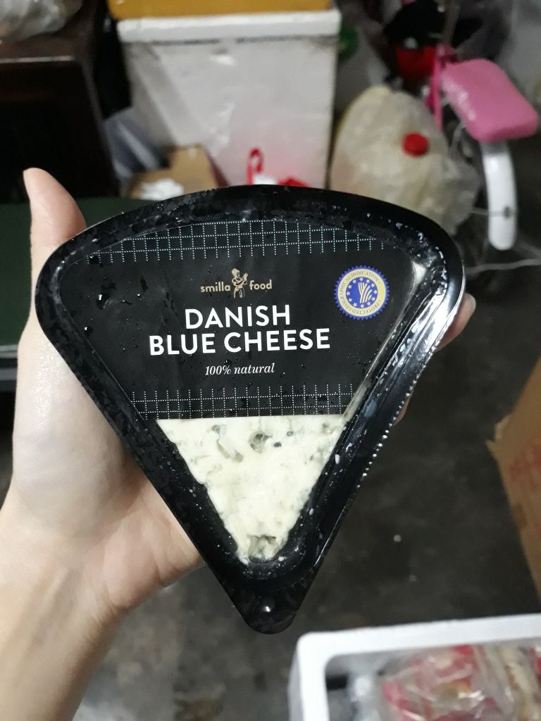 Danish Blue Cheese Smilla Food 100g - Moonmilk – MOONMILK - PREMIUM ...