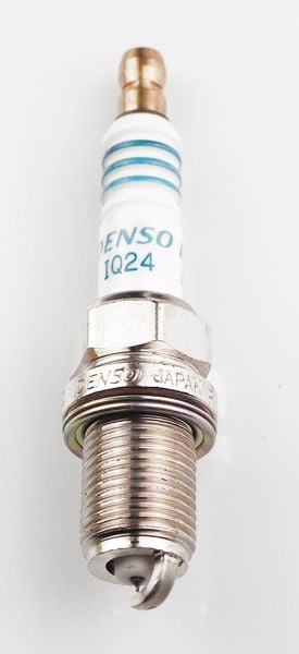 Bugi DENSO IRIDIUM POWER IQ24 – Sagobi
