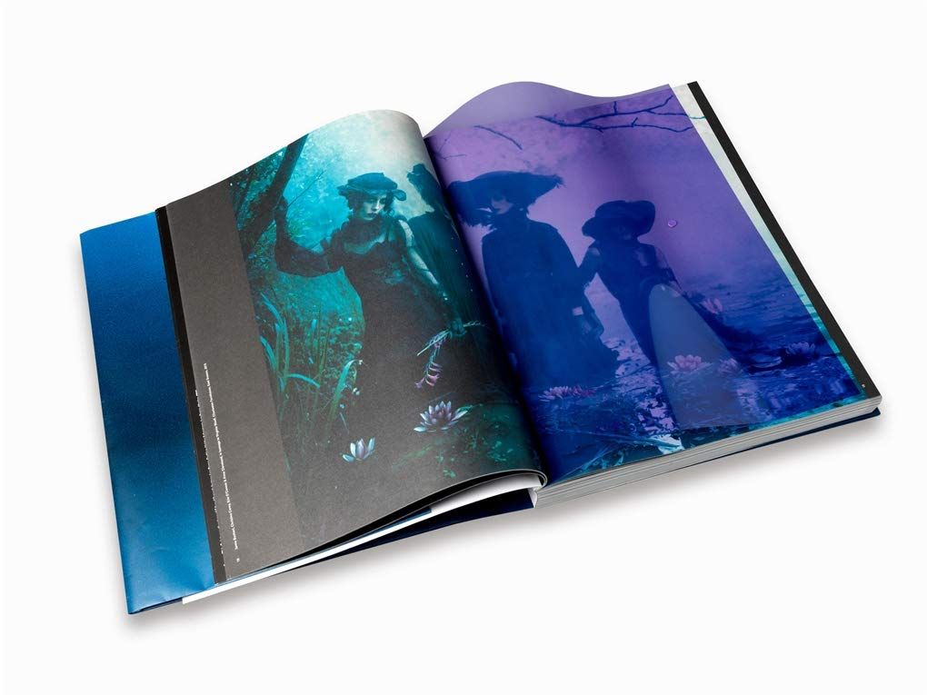 Tim Walker: Shoot for the Moon_Tim Walker_9780500545027_Thames and Hud ...