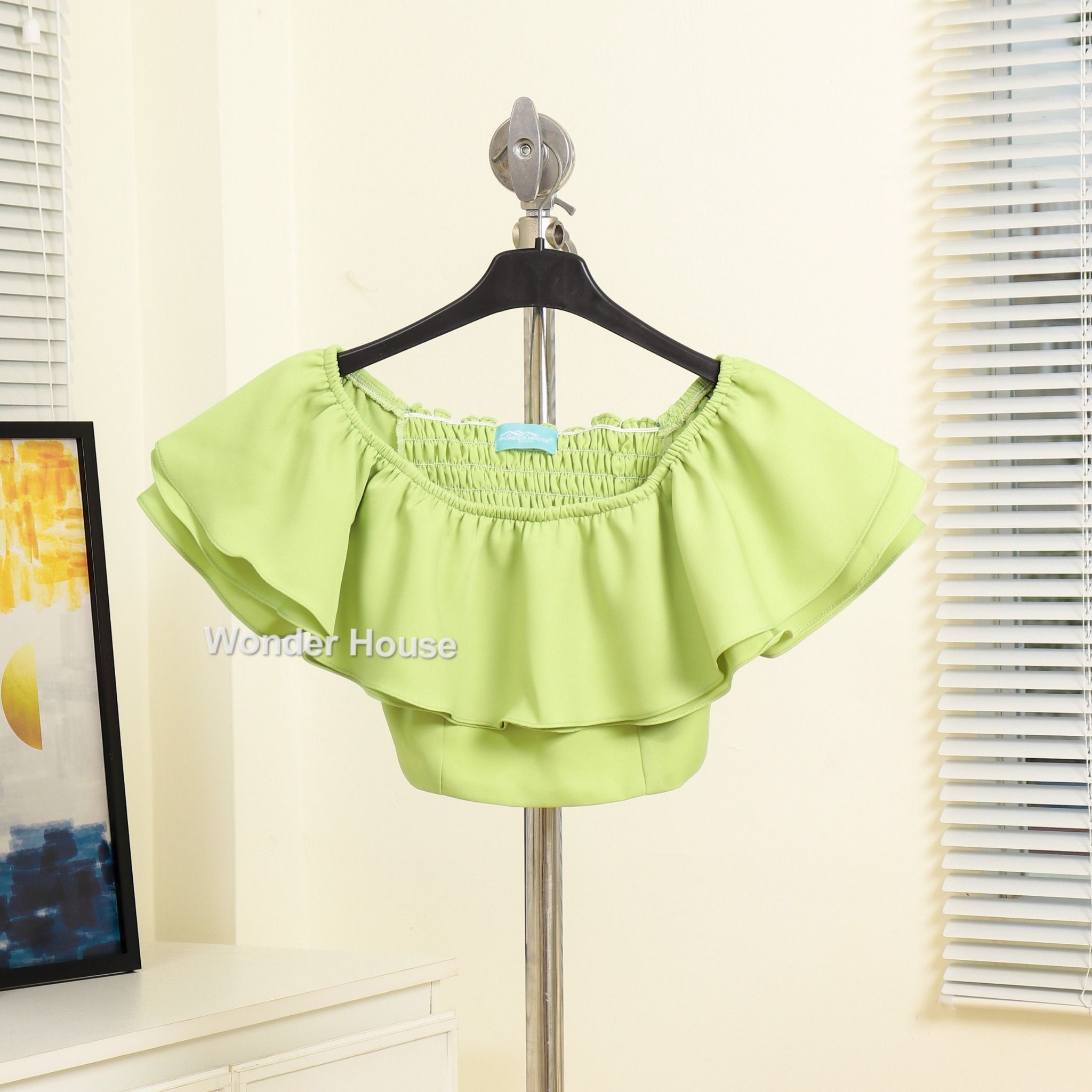 Shy top – Wonder House