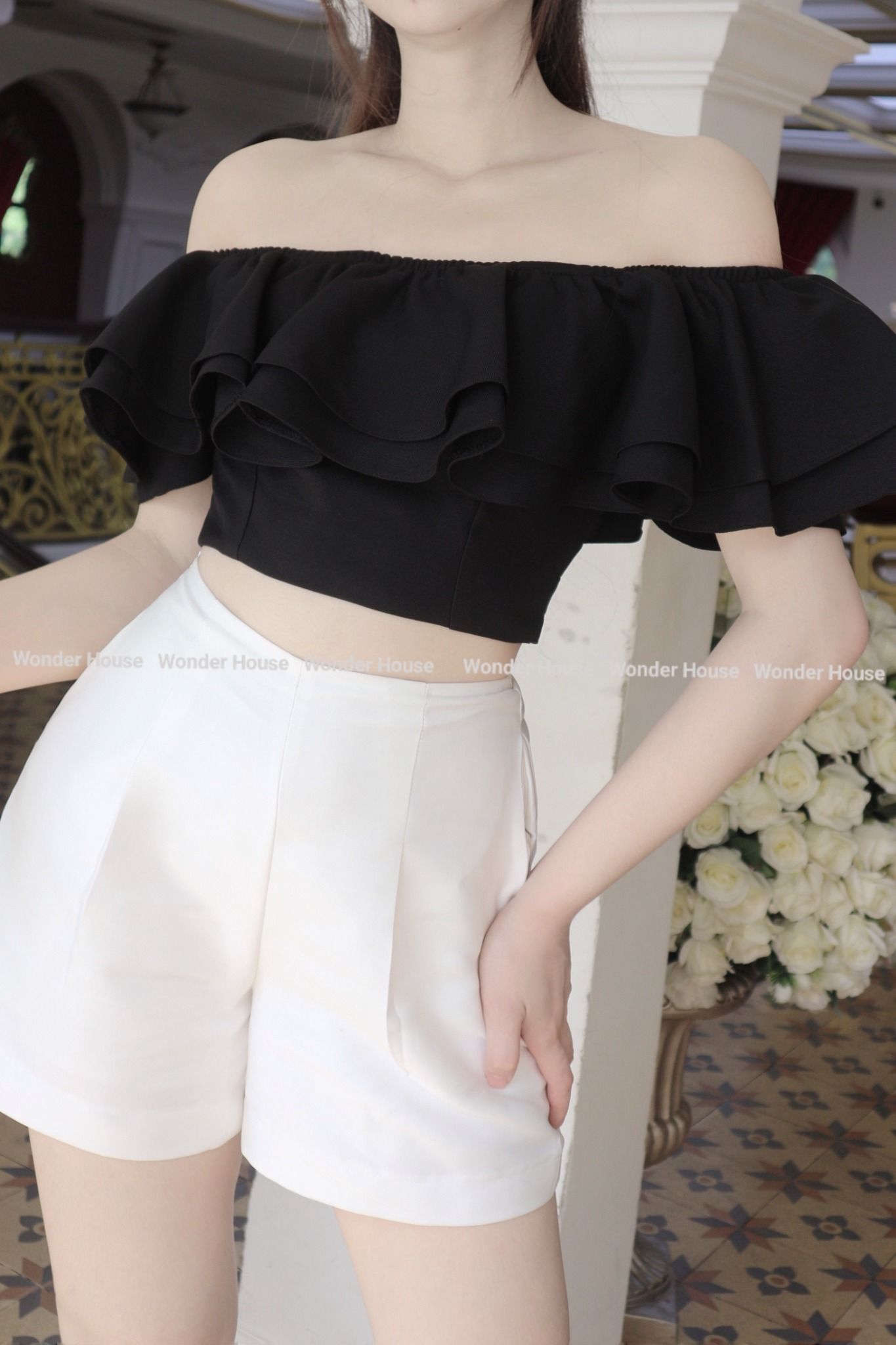 Shy top – Wonder House