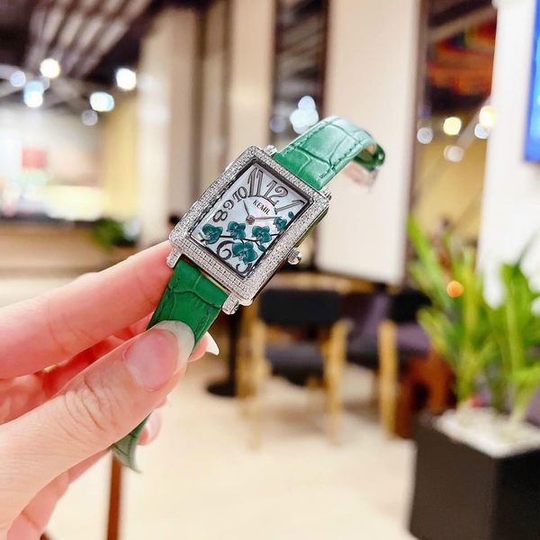 Đồng hồ thời trang Kemil