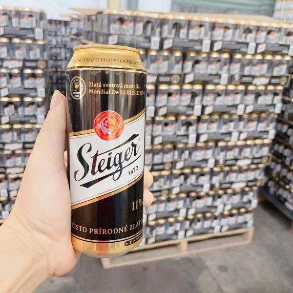 Bia Steiger đen dòng lon 500ml