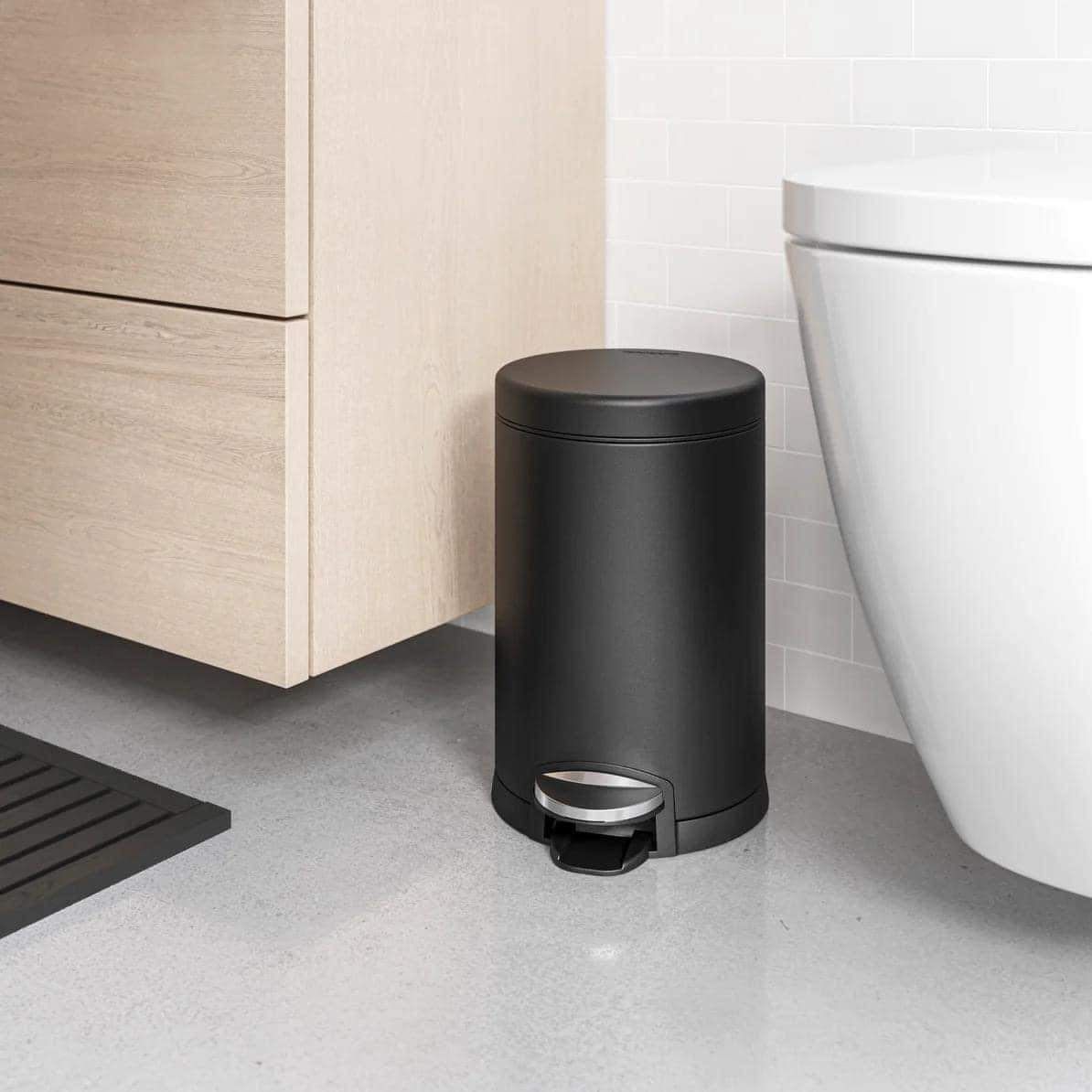 Thùng rác Simplehuman 4,5L