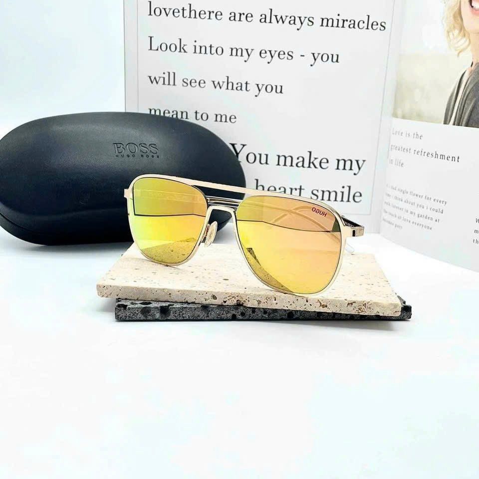 Kính nhà Hugo Boss đẹp gọng gold