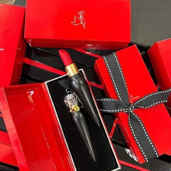 Son Louboutin 007M Diva đỏ cam