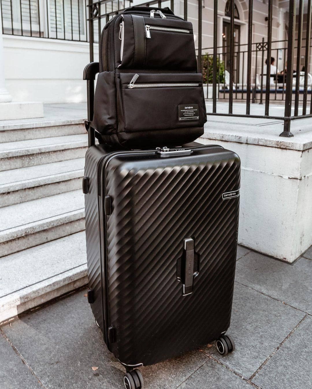 Vali Samsonite Stem size 70cm (size M)