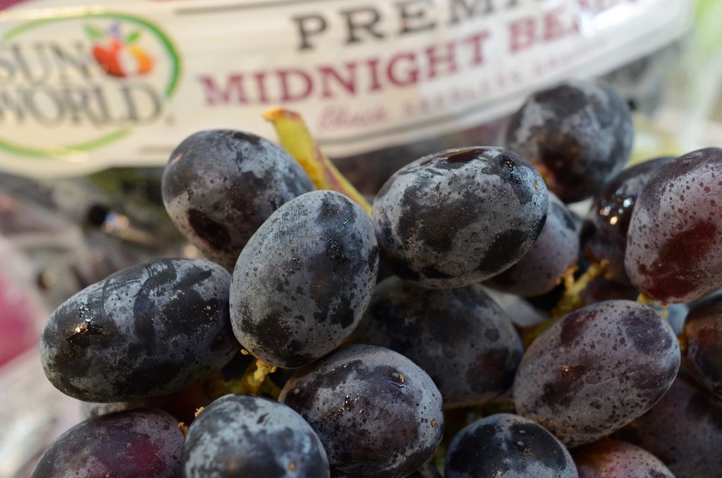 Nho đen không hạt Mỹ – Thế Giới Trái Cây