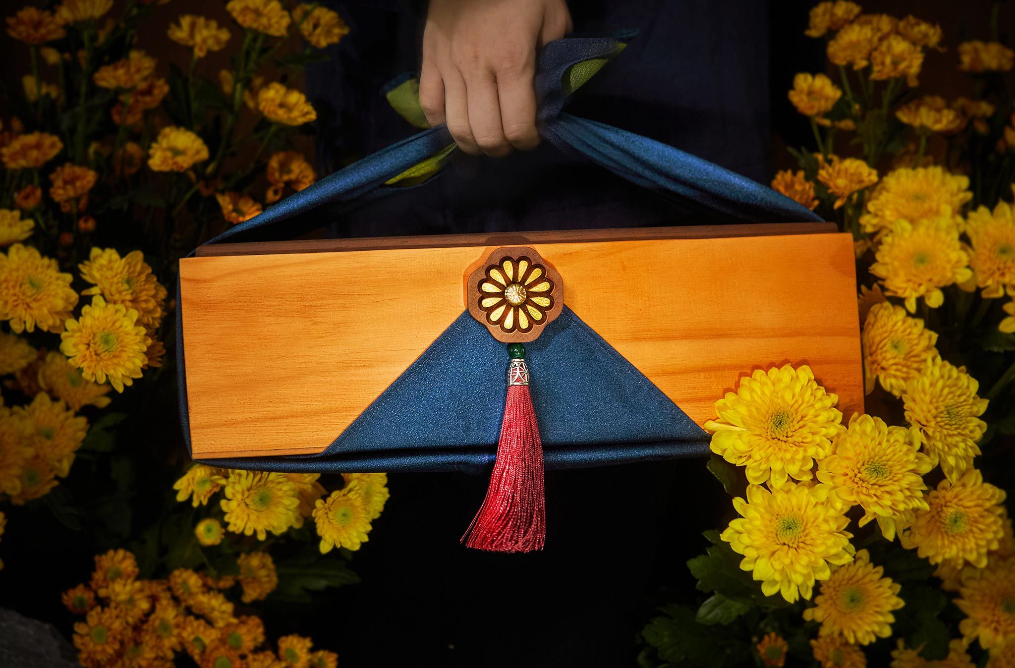 Lam Cúc – XÌ- LÔ TRÀ