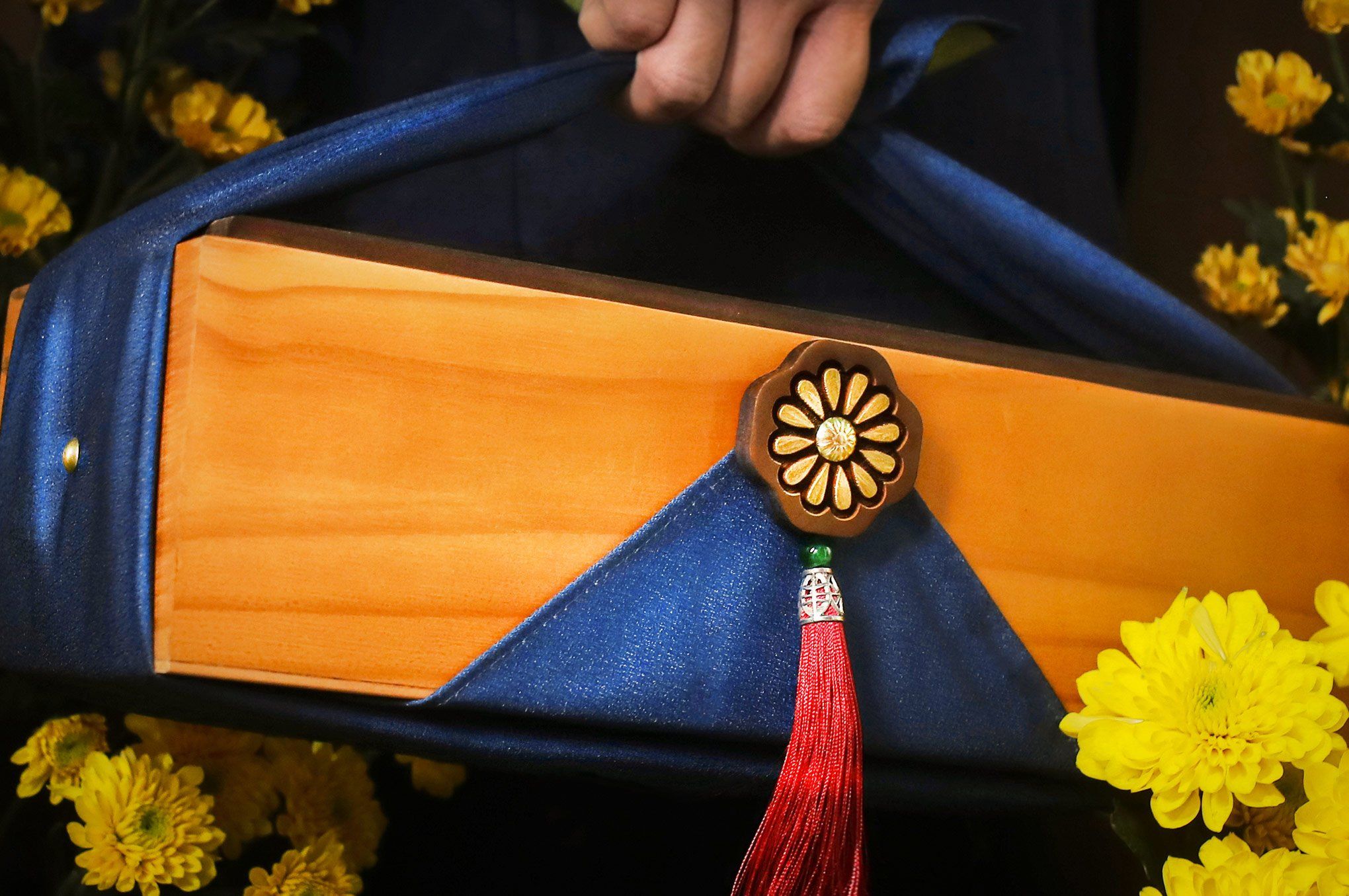 Lam Cúc – XÌ- LÔ TRÀ