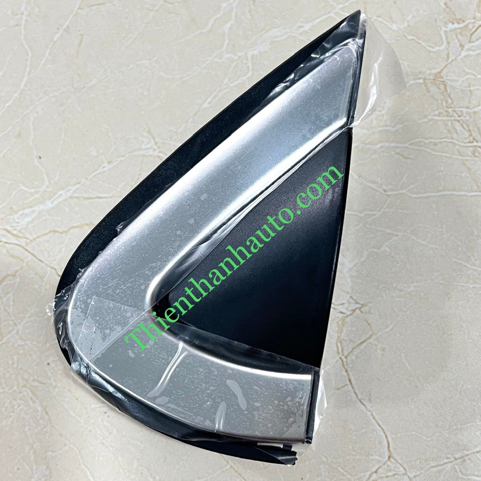 Ốp tam giác góc kính cửa trước bên trái Honda CRV 2018-2019-2020-2021 ...