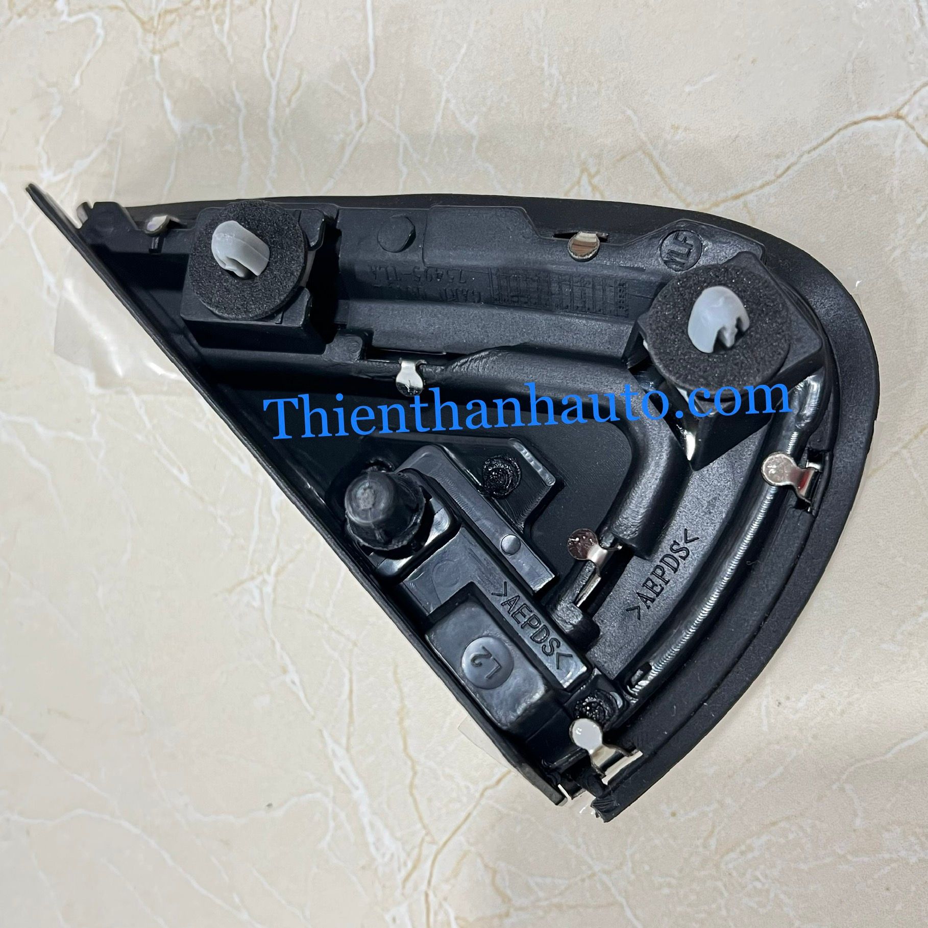 Ốp tam giác góc kính cửa trước bên trái Honda CRV 2018-2019-2020-2021 ...