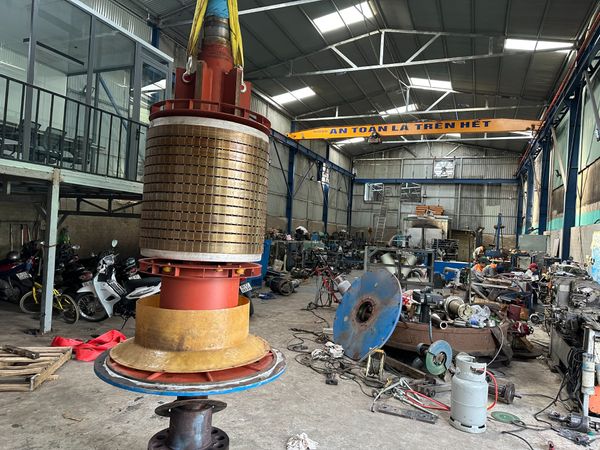 BẢO TRÌ, BẢO DƯỠNG THAY BẠC ĐẠN MOTOR TRUNG THẾ 1500KW NẶNG 10 ...