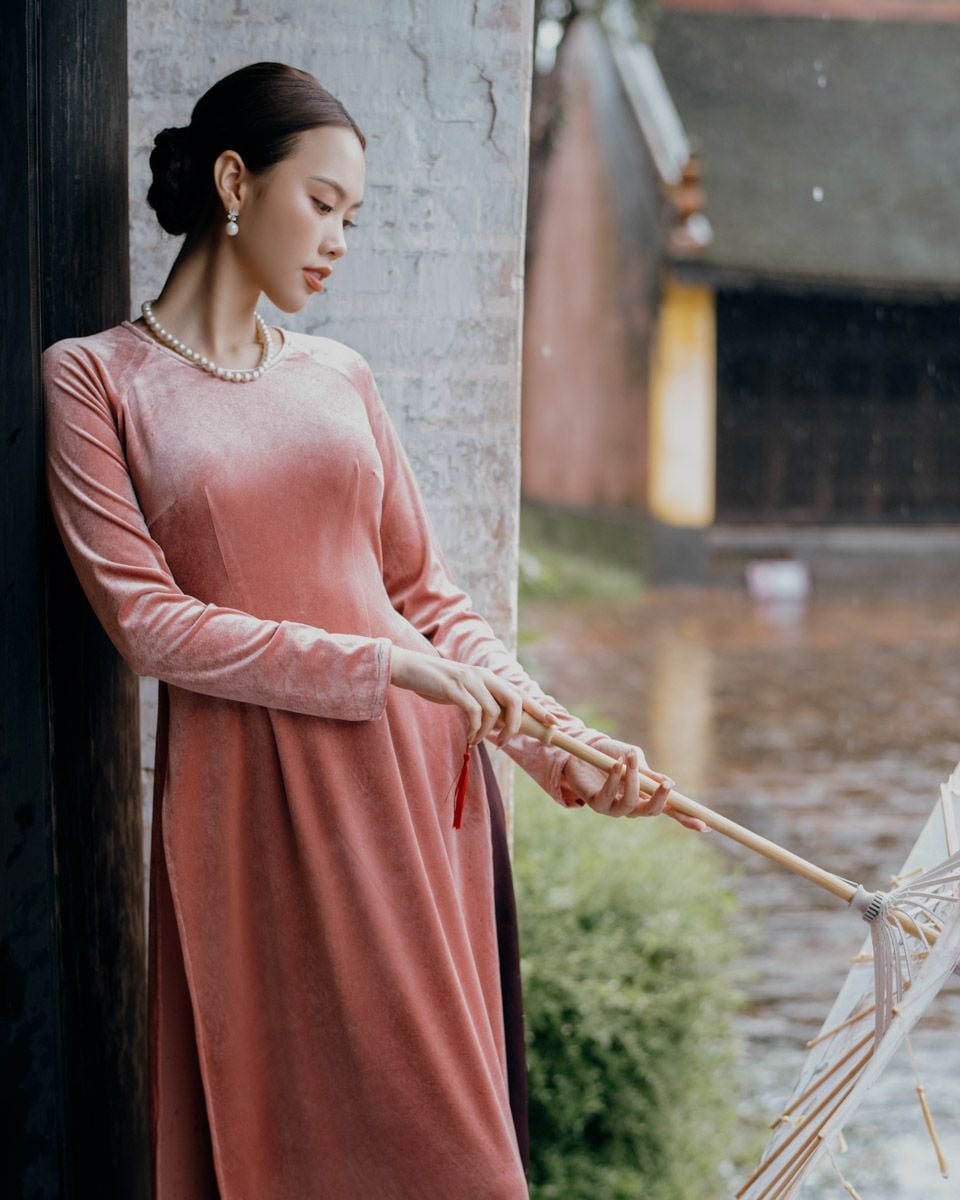 Áo Dài Nữ Nhung Hồng San Hô Pride Việt Nam – Thời Trang F2 - Chuyên ...