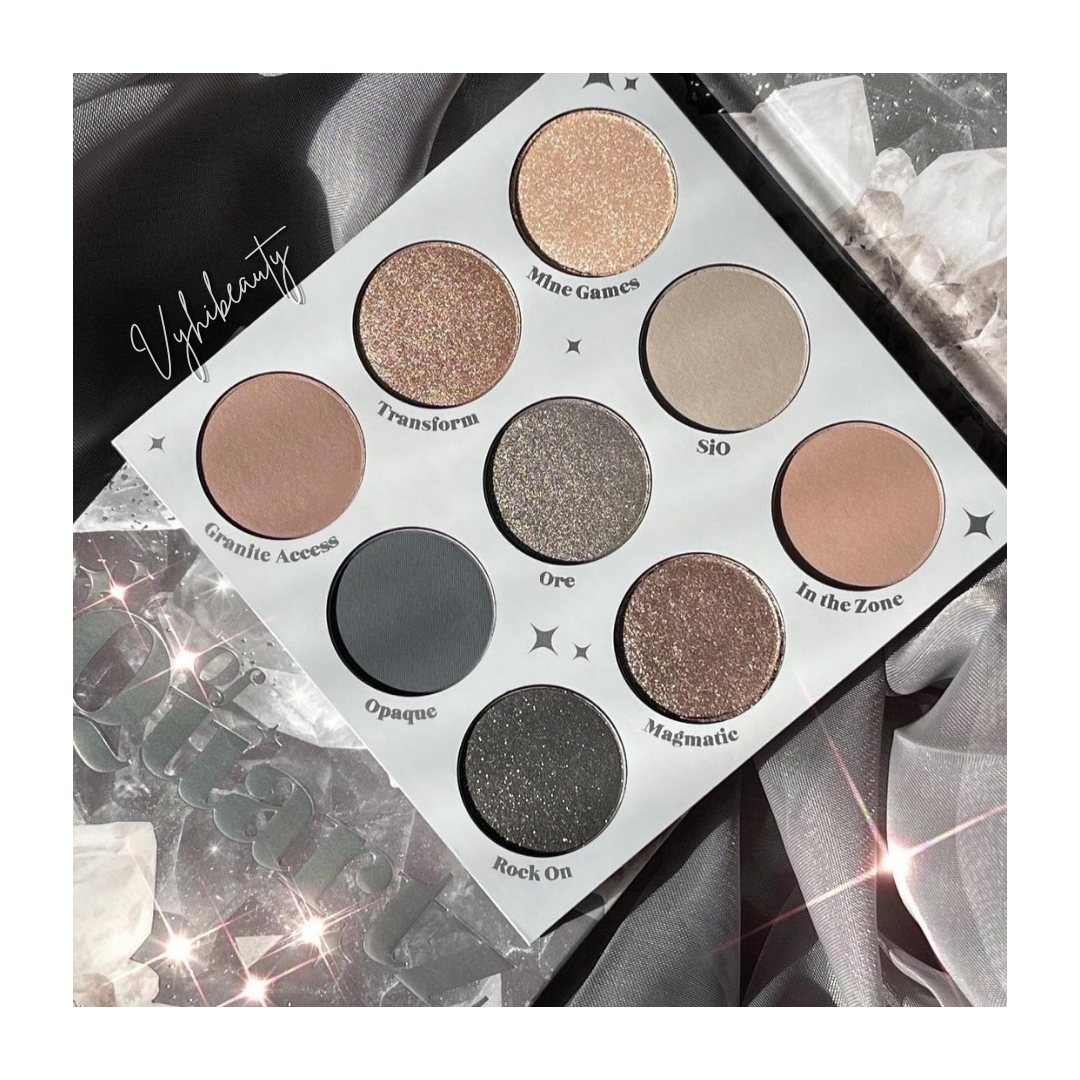 Bảng mắt Colourpop Of Quartz 9 ô – Vy Hí Beauty