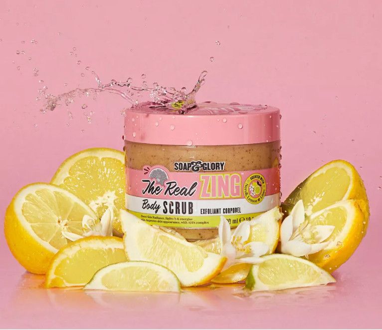 Tẩy da chết Soap & Glory The Real Zing 300ml – Vy Hí Beauty